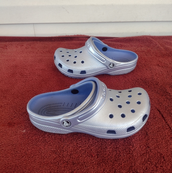 CROCS | Shoes | Crocs Womens Mens Classic Clog Blue Metallic Shoes ...